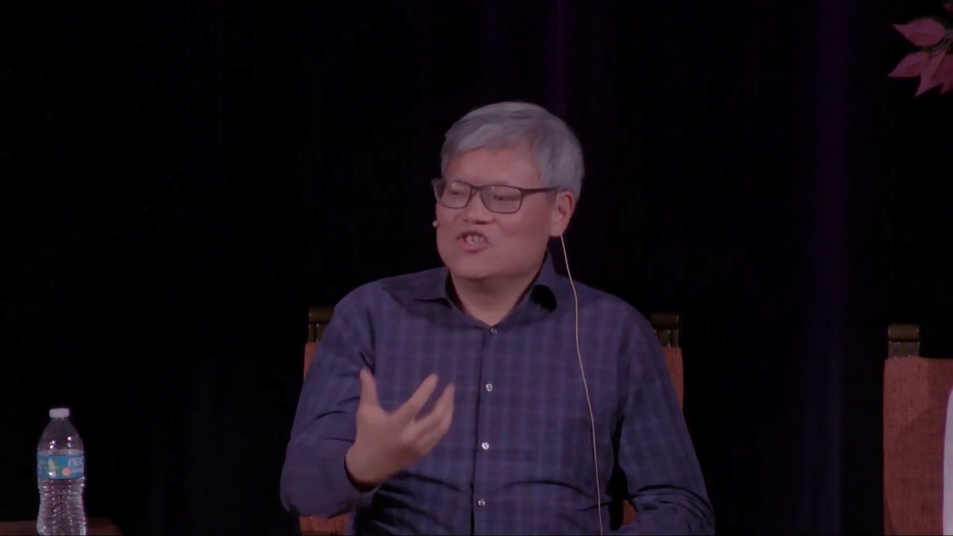 Analyzing the China-US relations – Victor Shih – China Speakers Bureau